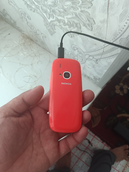 Nokia 33.10 sotiladi