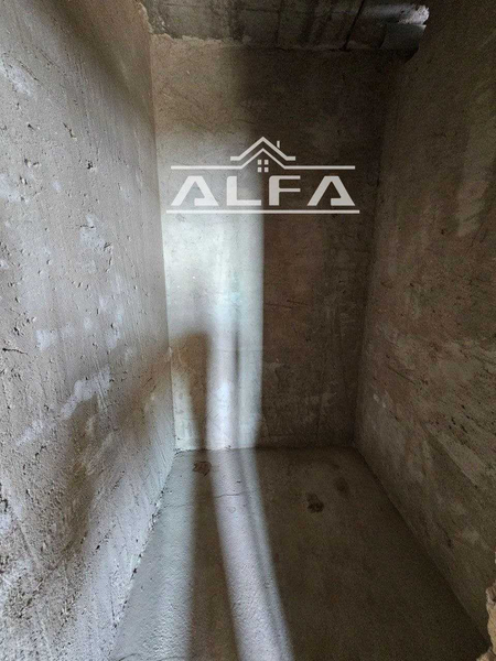 2 xonali 75m² 4-qavat sotiladi.