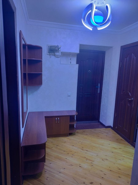 Продаю 3х комнатную квартиру Балкон 2×6 Актепа