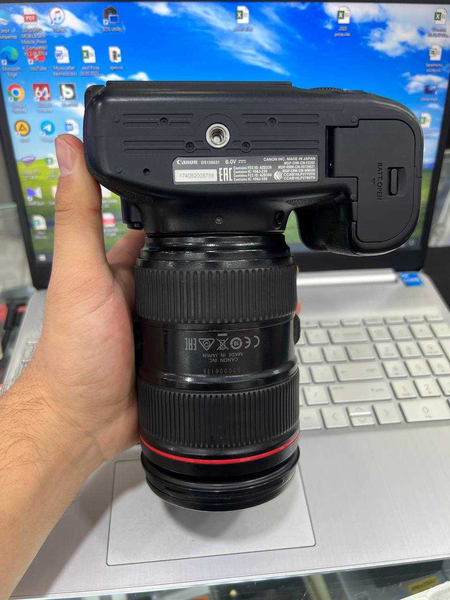 Canon EOS 6D Mark II ideal 24-105 II F4 2-pokoleniya