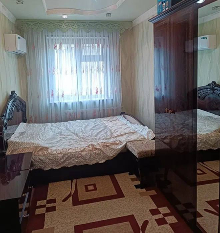 Срочно продаётся квартира в метро Новза