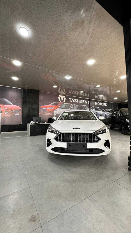 JAC J7 larimiz sotuvda bor