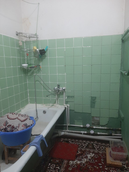 Продается 2/3/5 Юнусабад 10 . Общая площадь 58 м.кв.