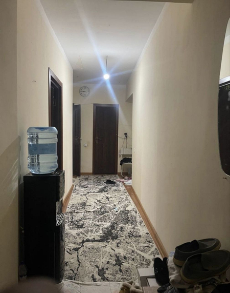 Пул зарур Срочна Сотиляпди Сергеле 8худуд 3хона 75м² Факат нахтга