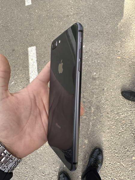 Iphone 8+ kor dok