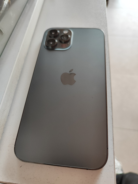 iPhone 12 pro. Max 256GB