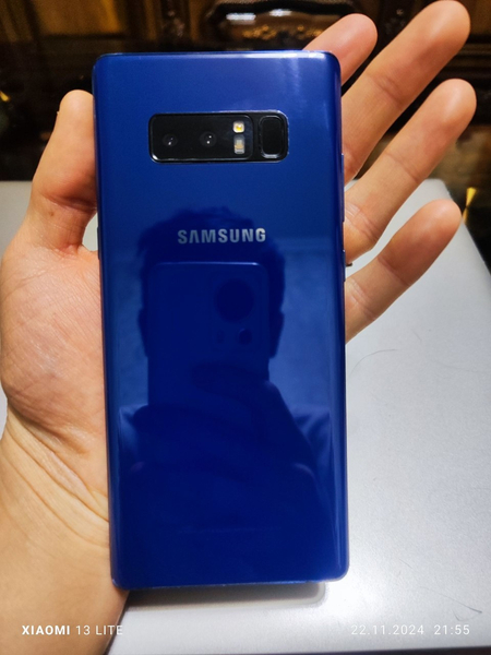 Samsung galaxy Note 8 6/256 srochna sotiladi