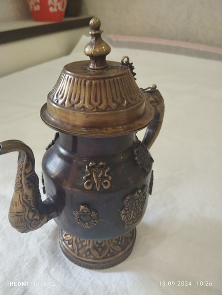Чайник латунь или бронза
