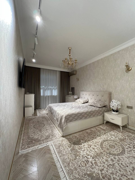Продается квартира в центре, ориентир Мирабадский район улица Нукуса,