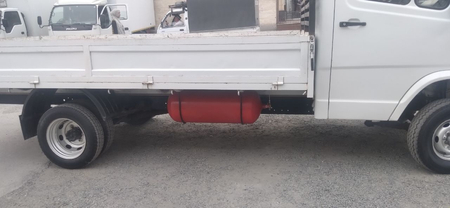 Mersedes benz bartavoy