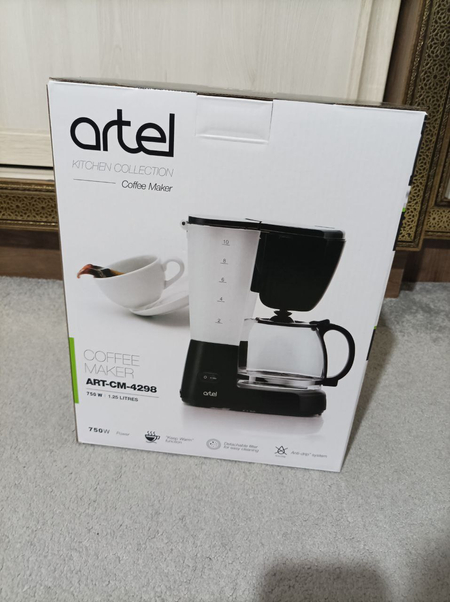 Кофеварка ARTEL.