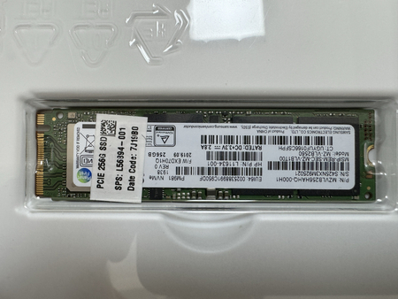 RAM SO-DIMM DDR4 8 Gb 2x , NVMe SSD 256 Gb komplekt