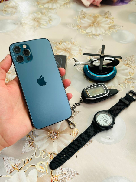 24/7 iPhone 12 Pro Max 256Gb 83% Blue  Obmen iWatch