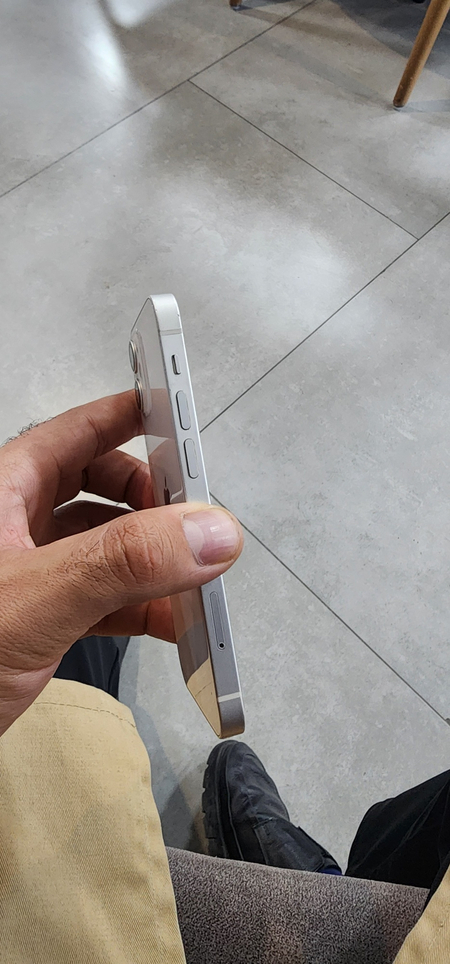 Iphone 12mini idialidan