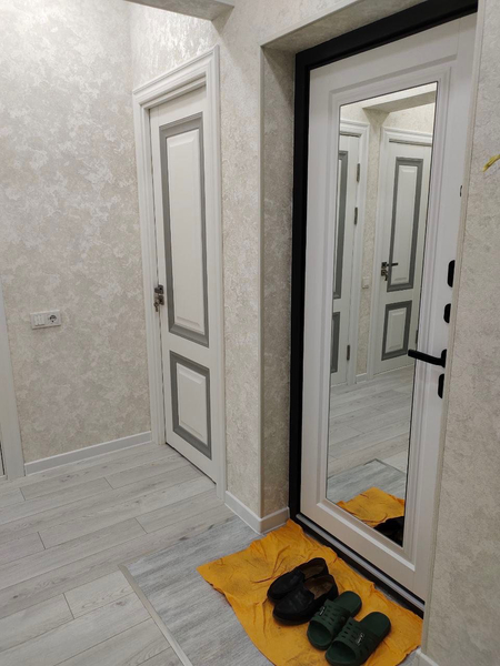Ц5 2/9/9 срочно продается Кв в Центре не торец по.68м2 ор-р М.Минор