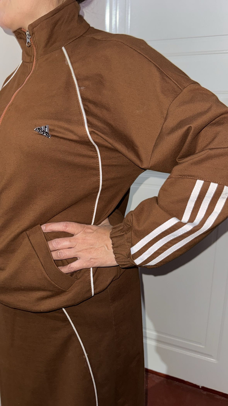 Продаю стильную спортивную двойку от Adidas с юбкой!
