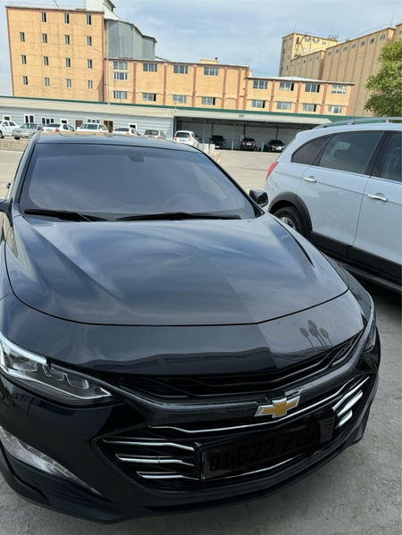 Chevrolet Malibu 2 primyer