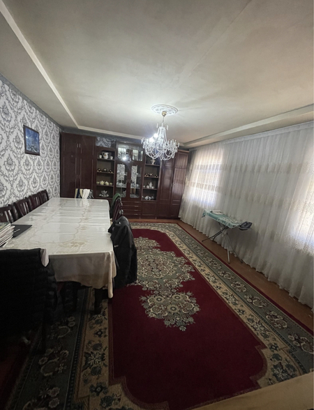 Яшнабадский район ул. Турткульская  3.7 соток 5 комнат