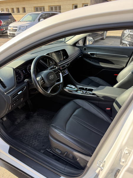 Hyundai Sonata Full