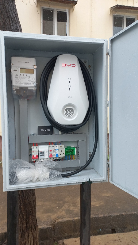 Установка зарядка электромобилья, elektromobilga zaryadka o'rnatish