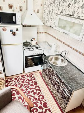 Сдается квартира 1*2х ком Яккасарай махалля Башлык 227-школа ( 11351)