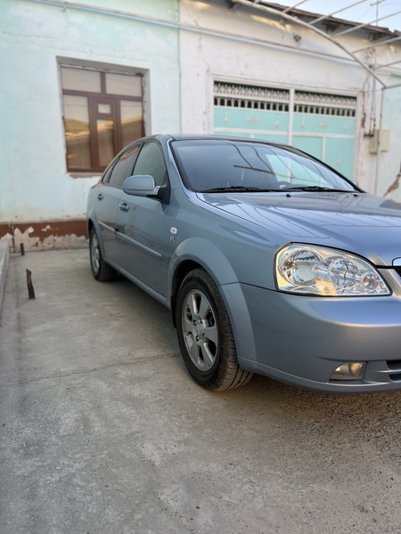 Продается Лассети 2013г