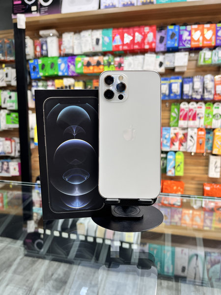 Iphone 12 Pro Silver Muddatli toʻlov va naqdga / Айфон 12 про рассрочк