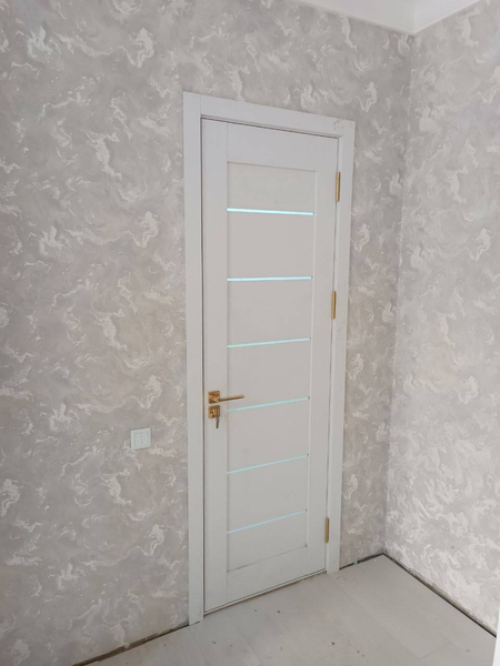 Продаеться конатки Двери