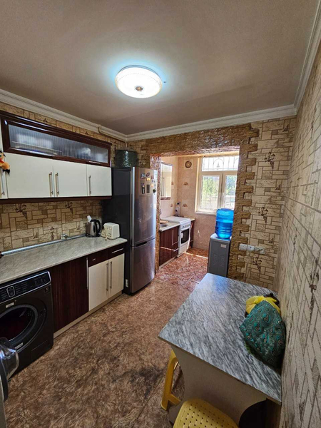 3 xonali 75m² 2-qavat uy sotiladi