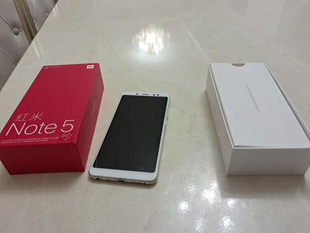 Продаётся телефон mi note 5  бу. В рабочим состоянии