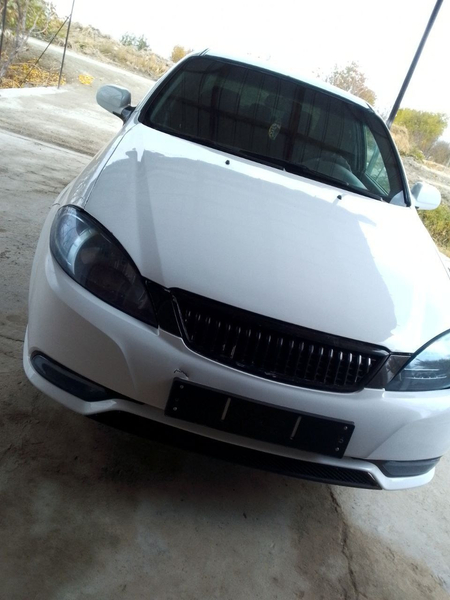 Chevrolet gentra sotiladi