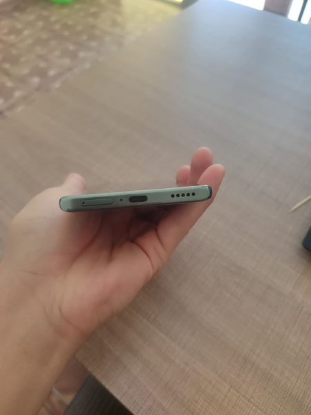 Honor x9b 8/256 sotiladi