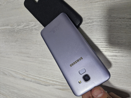 Galaxy j6 2018  3/32 1 qo'l ishlatilgan, tiniq holatda