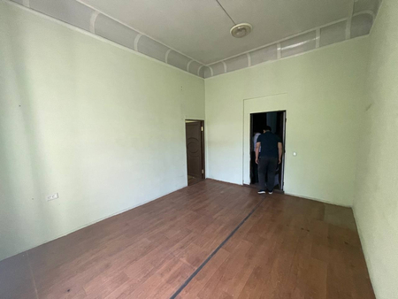 Чиланзар3 офис с ремонтом 25м² 2й этаж торговый центр чиланзар