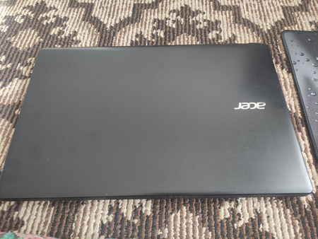 Noutbook ACER 4 yadirniy