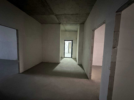 3 xonali 110m2 7-qavatda kvartira sotiladi
