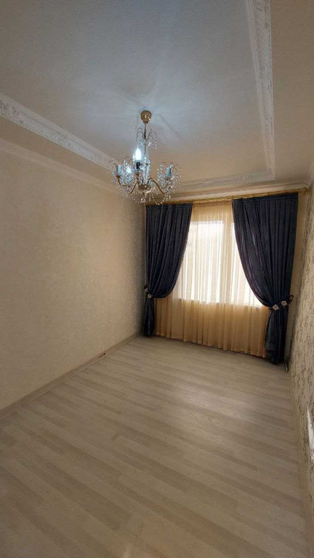 2х комнатная квартира на 8 этаже 48кв/м, в Самарканде