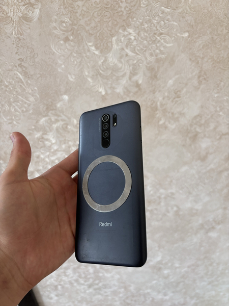Redmi 10C 64gb xotira
