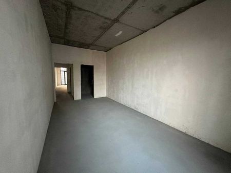 3 xonali 110m2 7-qavatda kvartira sotiladi
