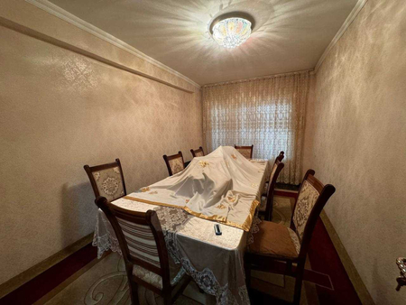 Срочно продаю трехкомнатную центр Ташкент Сити (157348)