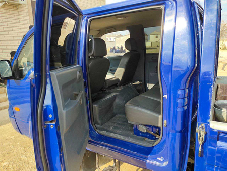 KIA BONGO 3 2013