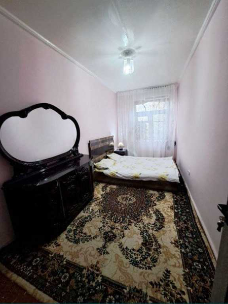 Mirobod tumani, risoviy bozor, 