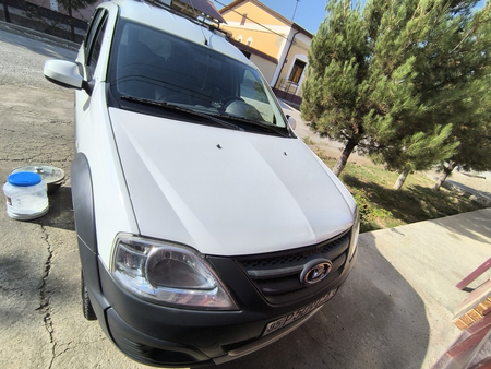 Lada largus oʻta ajoyip moshina