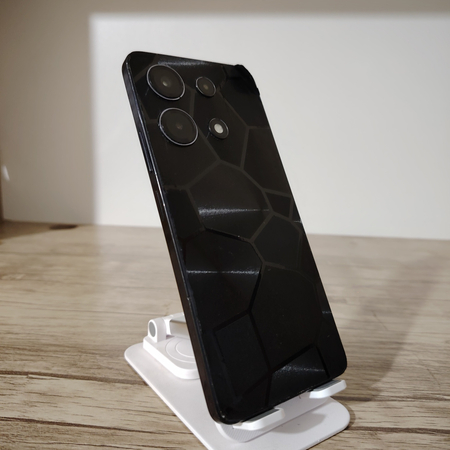Infinix Hot 30i sotiladi 128/16Gb