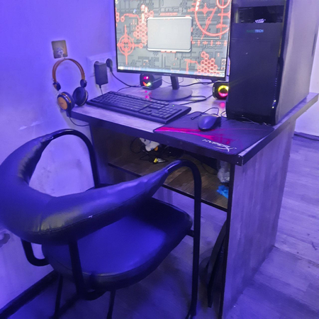 Game club sotiladi srochna