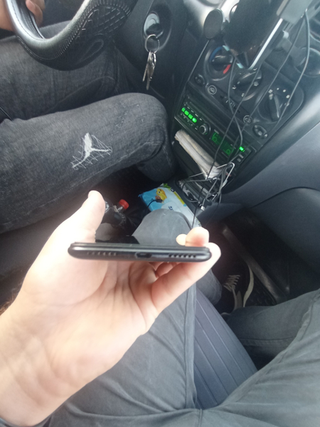 REDMI not 6 pro 2018год памят 4/64..