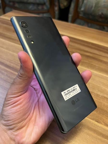 LG VELVET 5G (снапдрагон)  азу 8гб памит 128гб батарйка 4300 мач ИДЕАЛ