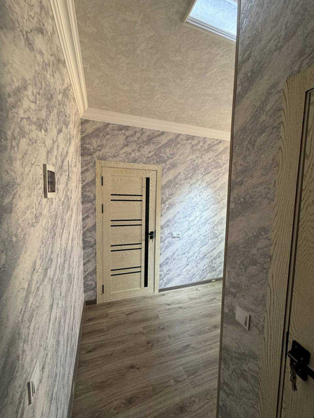 1 xonali 5 qavatli domning 5-qavati
38m2