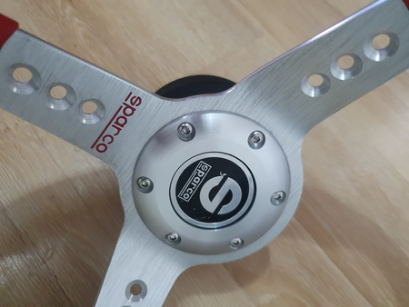 Продам спортивный руль Sparco