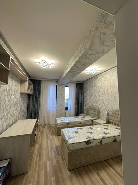 Аренда Шахристаский метро 4 комн квартира новостройка